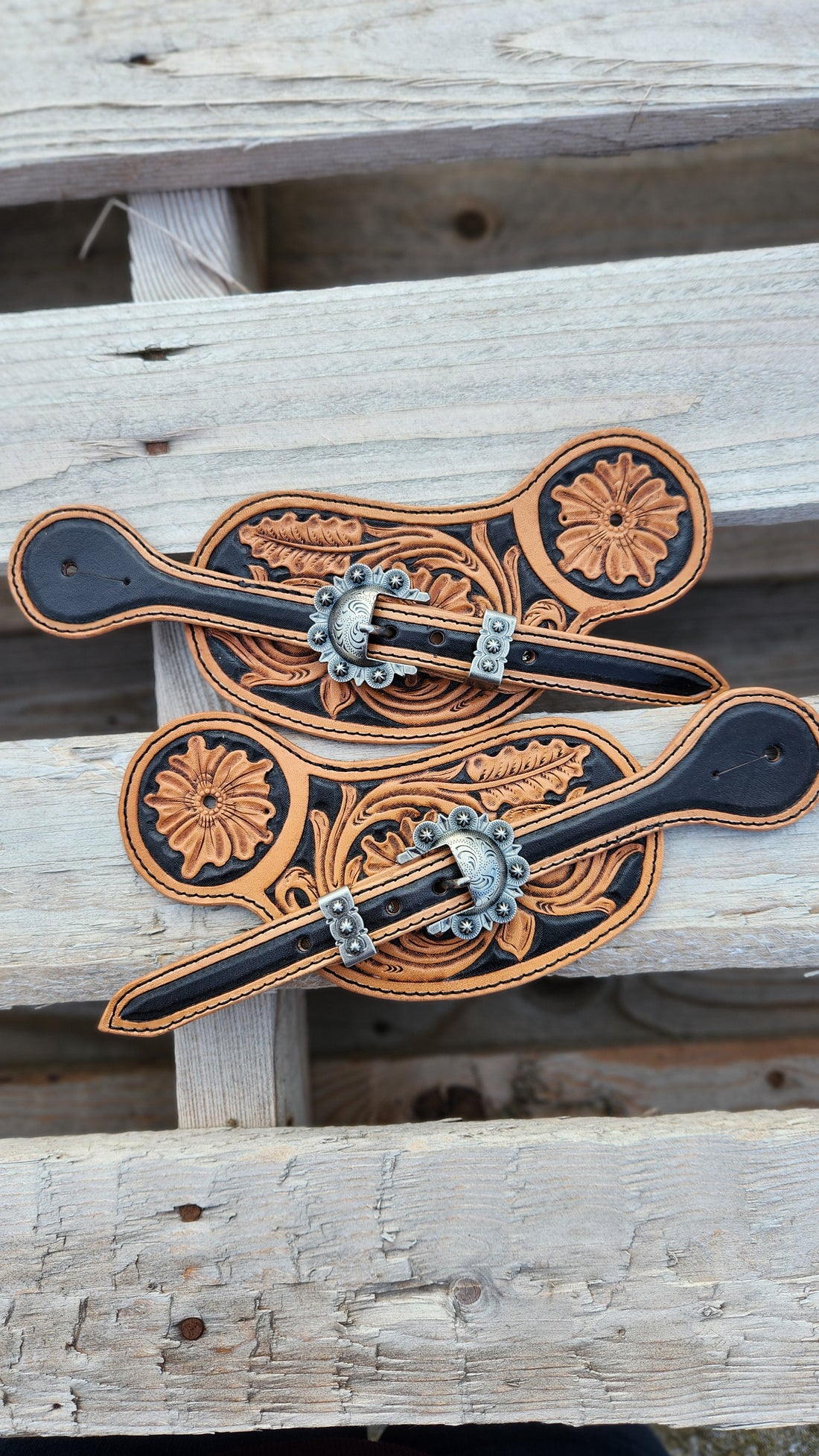 Spur Straps – Roeser Leather